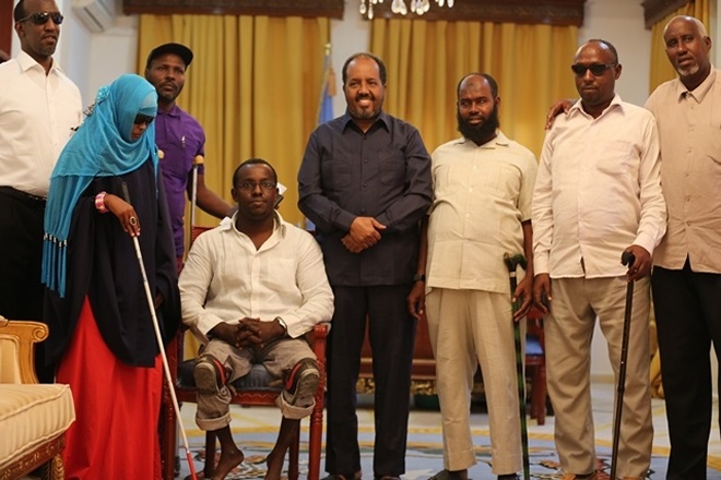 Madaxweyne Xasan oo la kulmay Wakiillo u Dooda Naafada [SAWIRRO+COD ...
