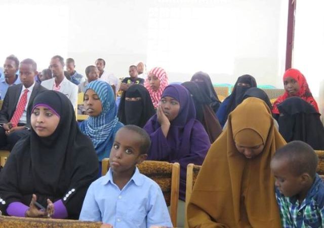 Wararka Maanta: Jimco, Nov 6 , 2015-Jaamacada SIMAD oo Xustay Sanad ...