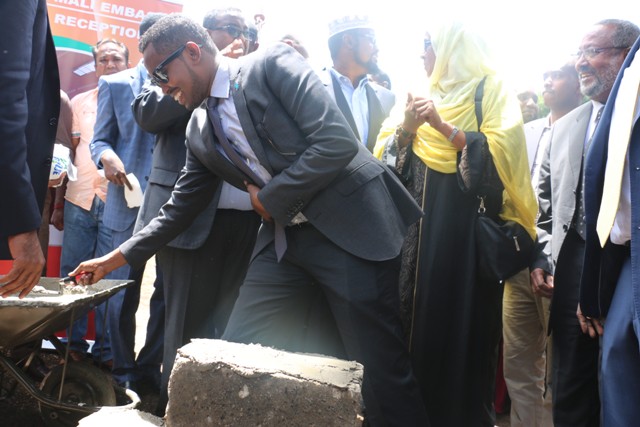 Somali PM lays foundation stone for new Nairobi embassy building