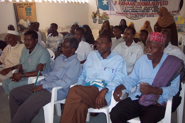 Wararka Maanta: Khamiis, Apr 10, 2008-Munaasabad Baroor-diiq ah oo loo ...