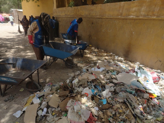 Wararka Maanta: Khamiis, Mar 22, 2012-Olale nadaafadeed oo laga fuliyay ...